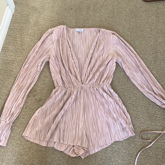 Tobi | Pants & Jumpsuits | Long Sleeved Tobi Romper | Poshmark